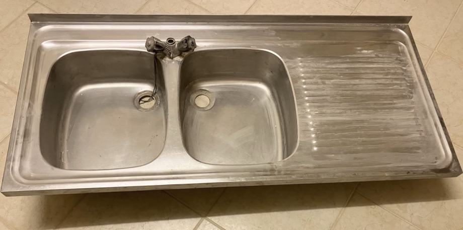 INOX SUDOPER KORITO S 2 RUPE I OCJEĐIVAČEM 120 x 55 kuhinja