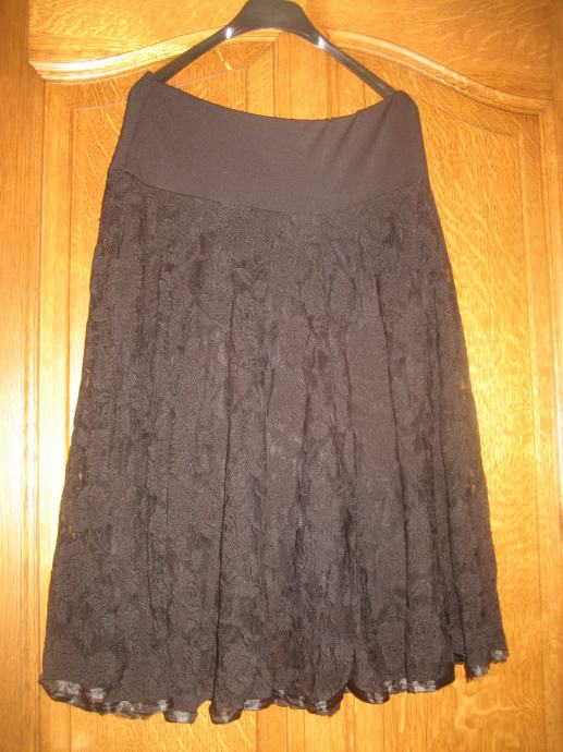 NOVA CRNA SUKNJA VEL.L