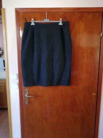 NOVA CRNA VUNENA SUKNJA OVERSIZED / VEL. 50