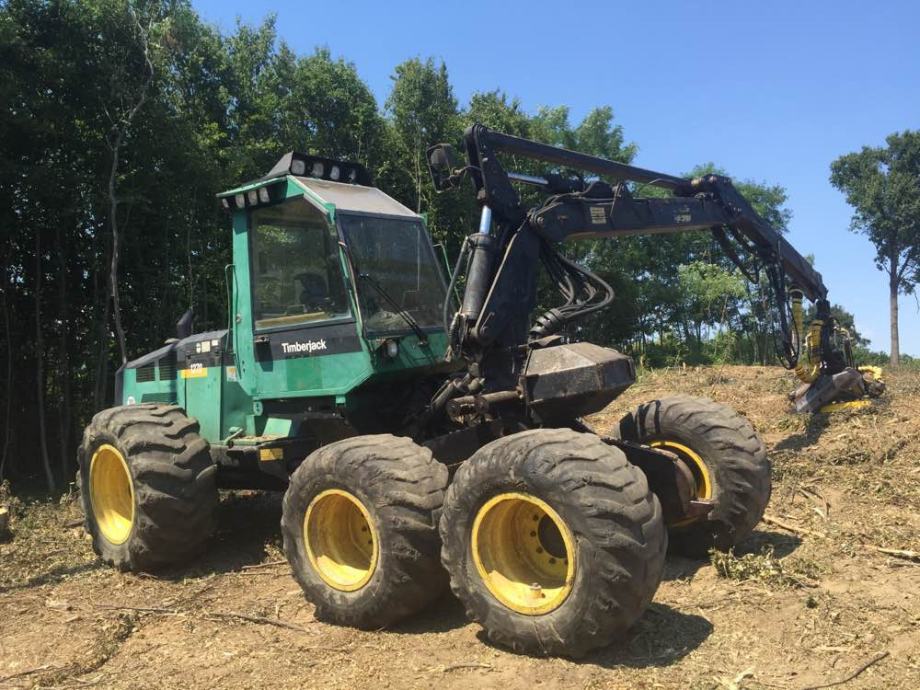 harvester timberjack 1270