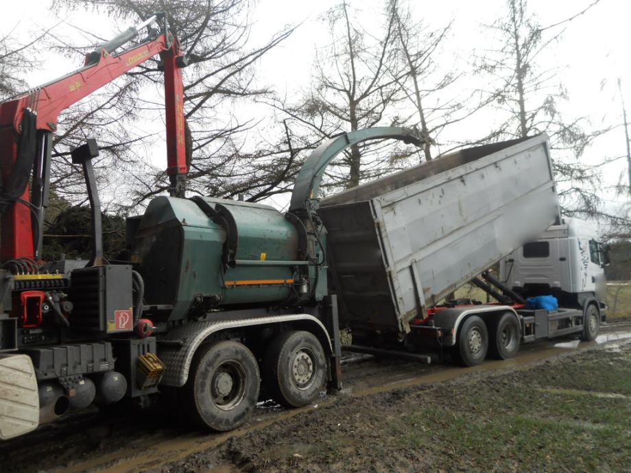 Jenz / MAN sitnilica drva hacker na kamionu, sječka, biomasa