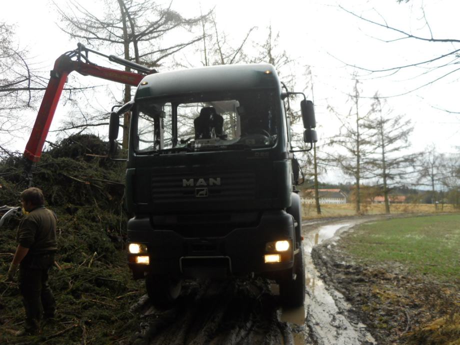 Jenz / MAN sitnilica drva hacker na kamionu, sječka, biomasa