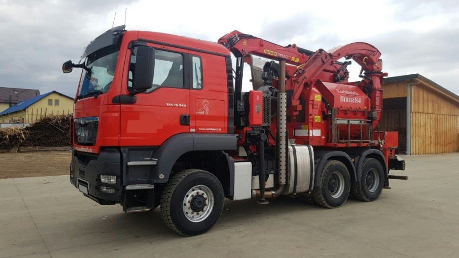 Drobilica za drvo - čiper - iverač - kamionska - sa cjepačem klada