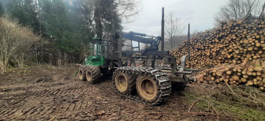 TIMBERJACK 1110D šumski traktor s hidrauličnom dizalicom - FORWARDER
