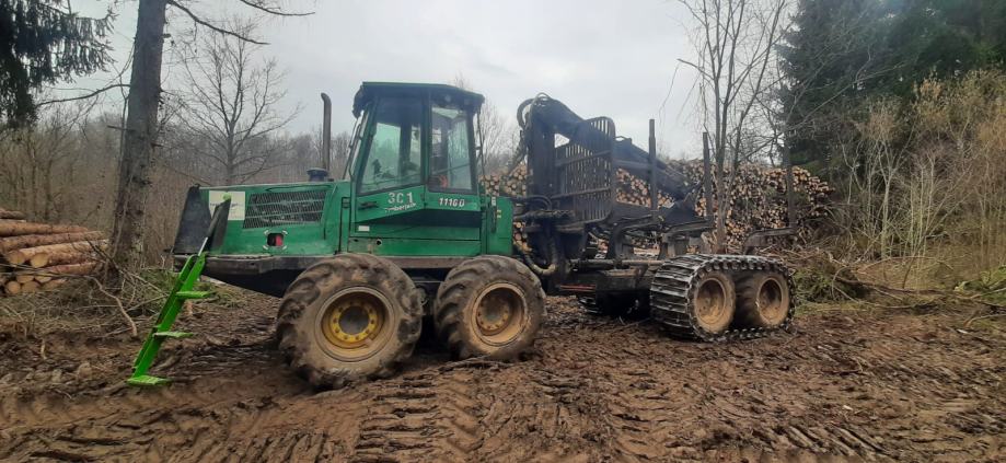 TIMBERJACK 1110D šumski traktor s hidrauličnom dizalicom - FORWARDER