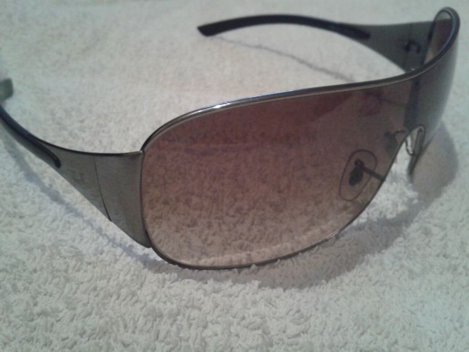 Ray-Ban RB3321
