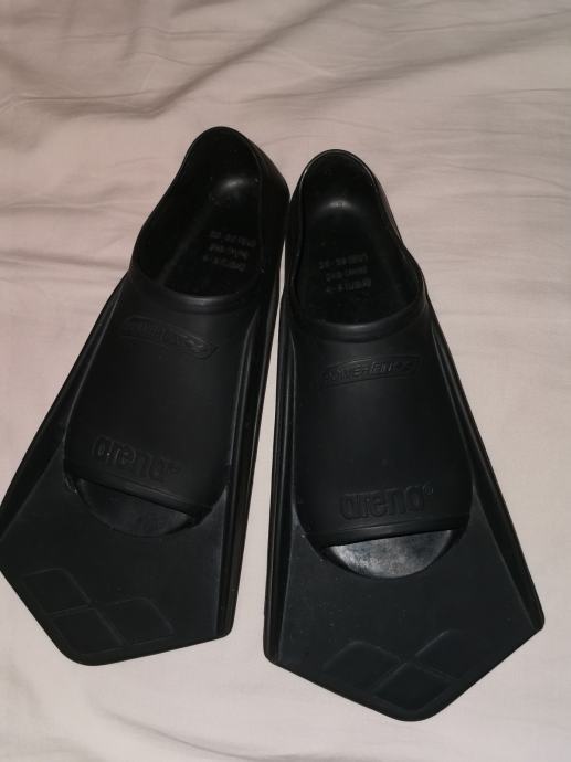 Kratke peraje Arena Powerfin Training Fins 35-36 kao nove