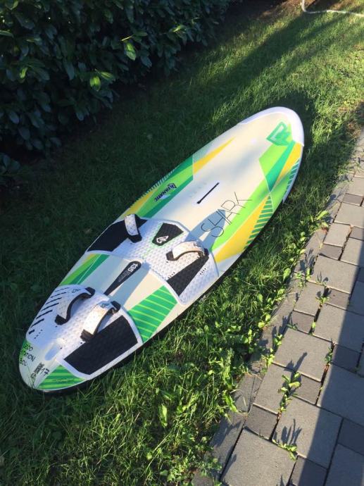 Windsurf daska Fanatic Shark 135