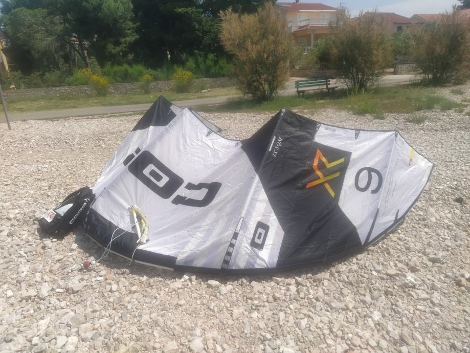 Kitesurfing - Core XR7 9 m2 s barom
