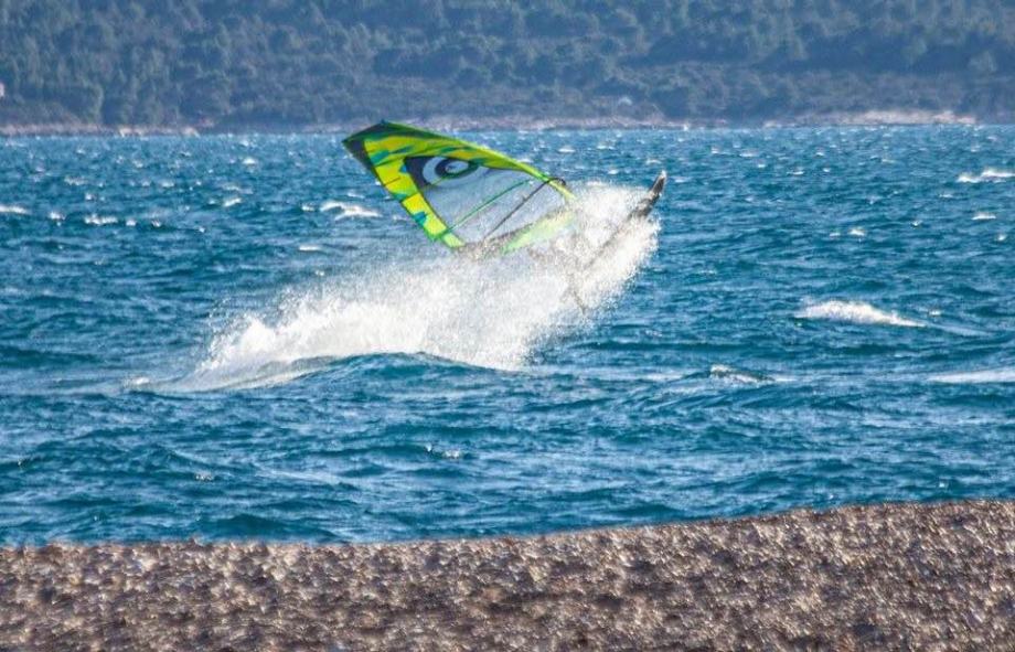 Neil Pryde Wizzard 6.5 rig jedro za windsurfing