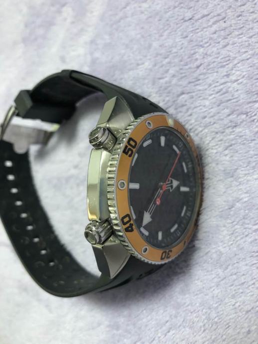 SECTOR DIVE MASTER - malo korišten