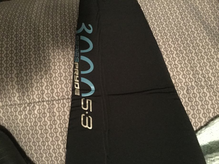 Žensko odjelo idealno za sve vrste vodenih sportova