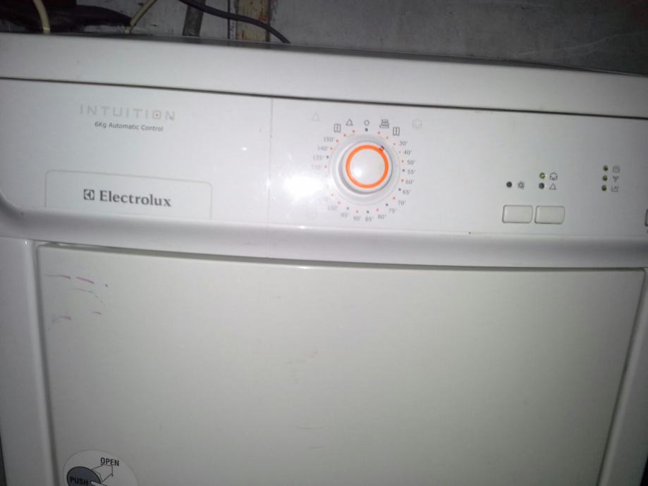 sušilica elektrolux intuition EDC46130