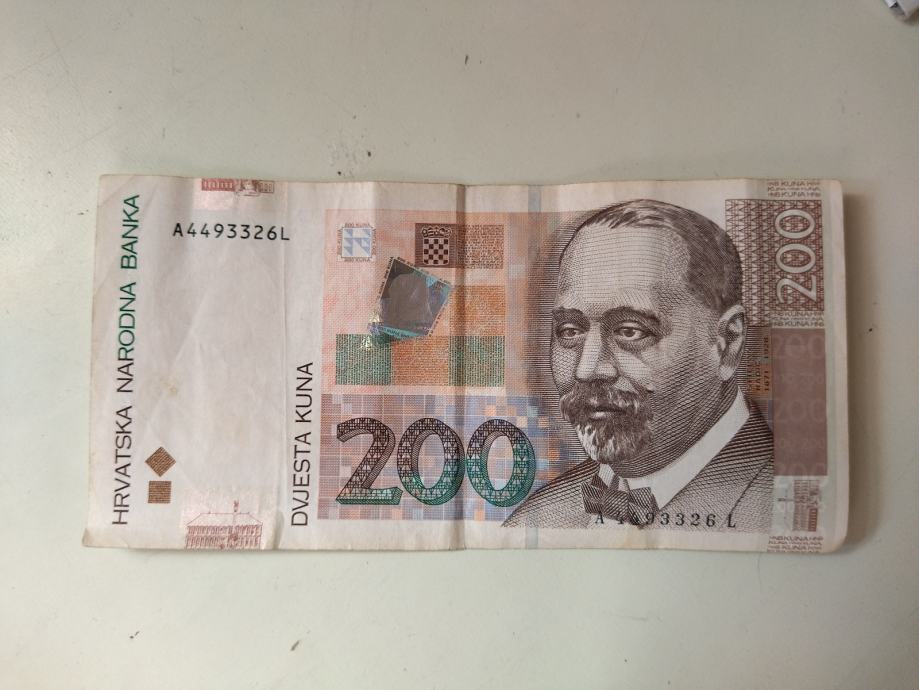 200 HRK