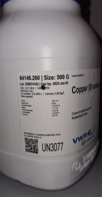 Bakrov(II) oksid (CuO, crni) - 97,5+%.