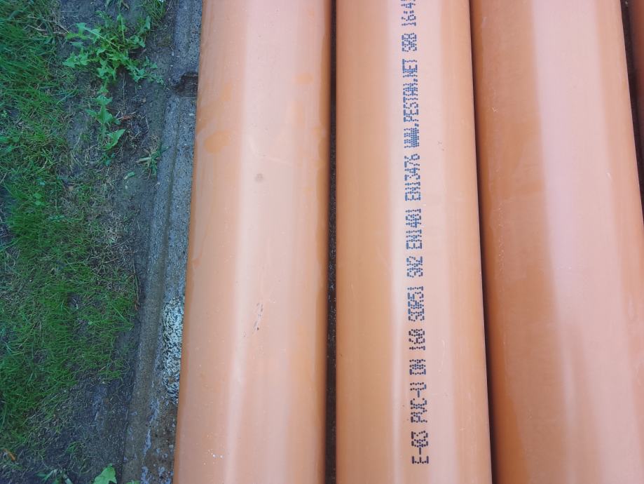 Kanalizacijske cijevi vodomaterijal