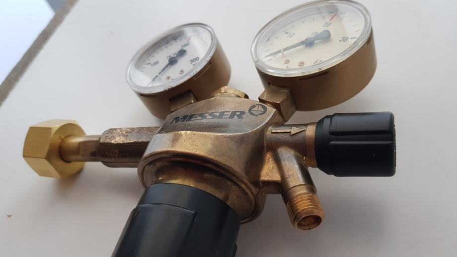 Messer regulator tlaka za Dušik N2, 0-20Bara