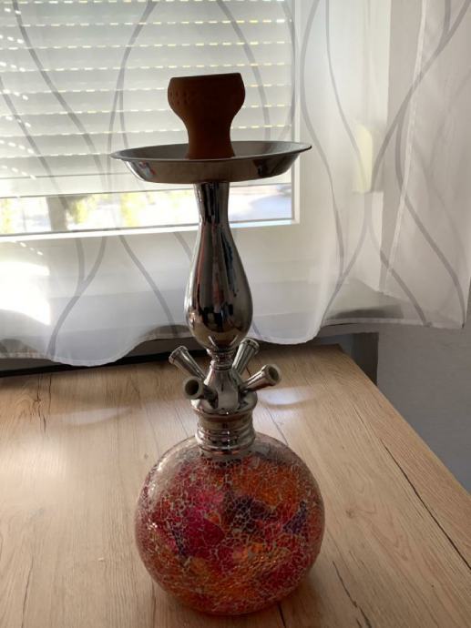 Nargila shisa bong očuvana