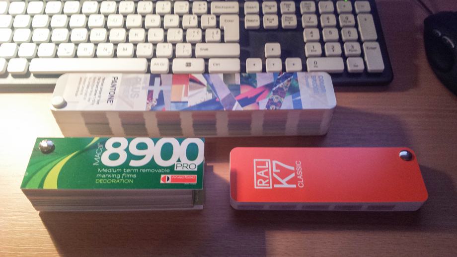 Pantone+Series - RAL K7 Classic - Mactac 8900 Pro - !!!AKCIJA!!!