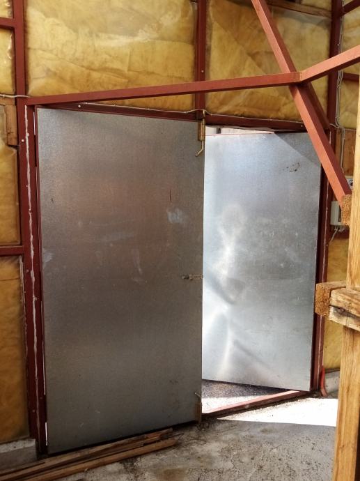 Plastenik, konstrukcija, drvene stalaže