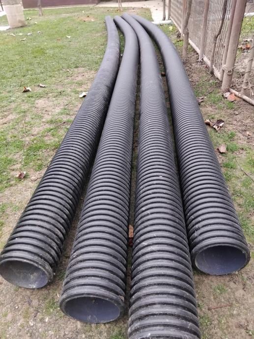 Plastične odvodne cijevi dužine 6 metara