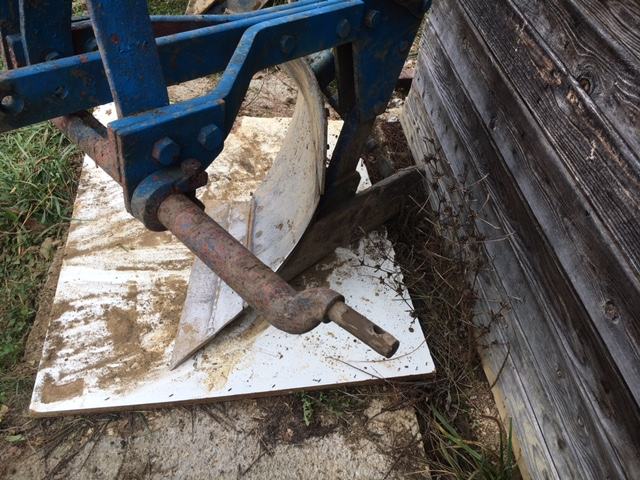 JEDNOBRAZNI PLUG 16 (COLA)