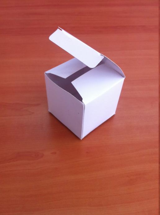 Poklon samosloživa kutija - Paketić, Sokolgradska 3, Zagreb