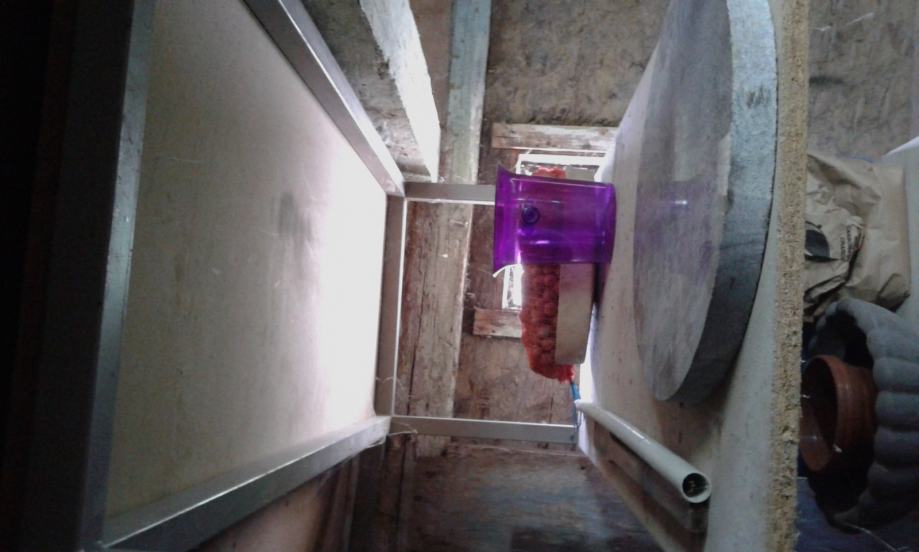 Police metalne za alat i stvari