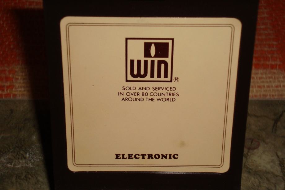 Upaljač WIN Electronic.