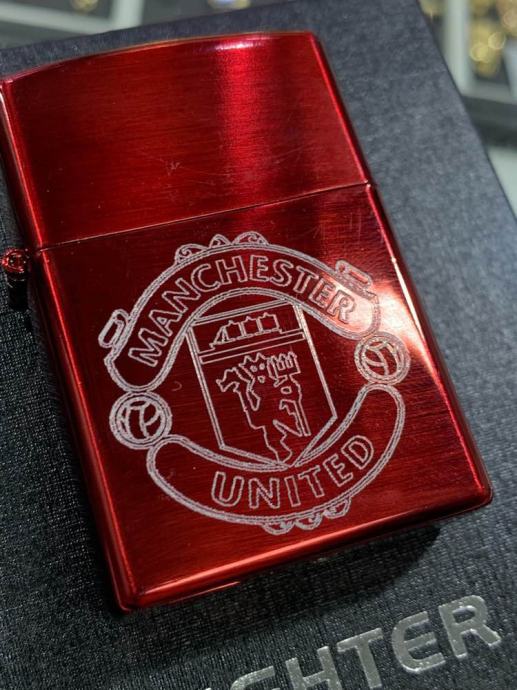 USB upaljač Manchester united Zippo style •NOVO •CERTIFIKAT •DOSTAVA