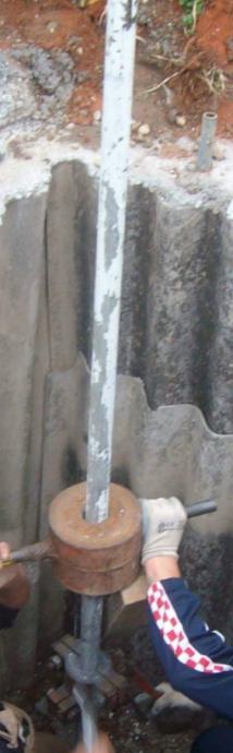 Utega za zabijanje cijevi za vodu