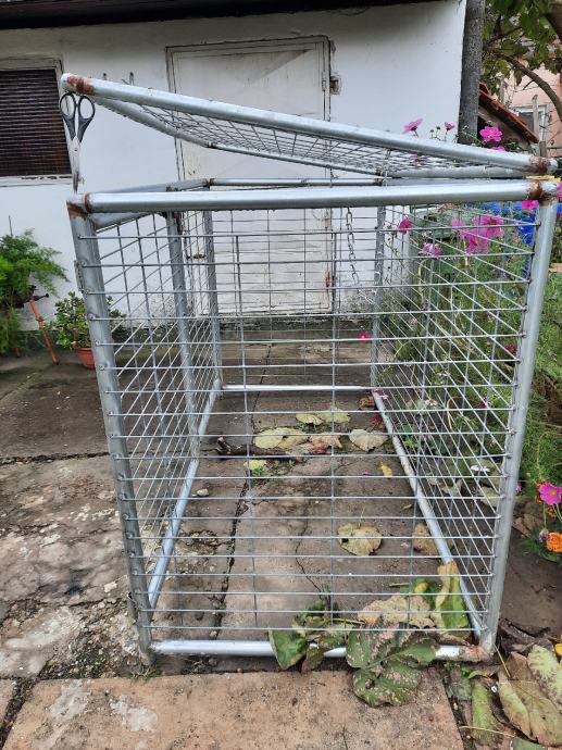 Višenamjenski kavez