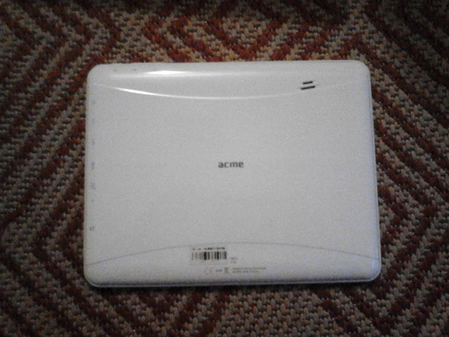 ACME TB03 Tablet PC