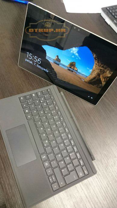 MICROSOFT SURFACE PRO 4, i5 4GB 4096RAM + Type Cover Keyboard NOVO