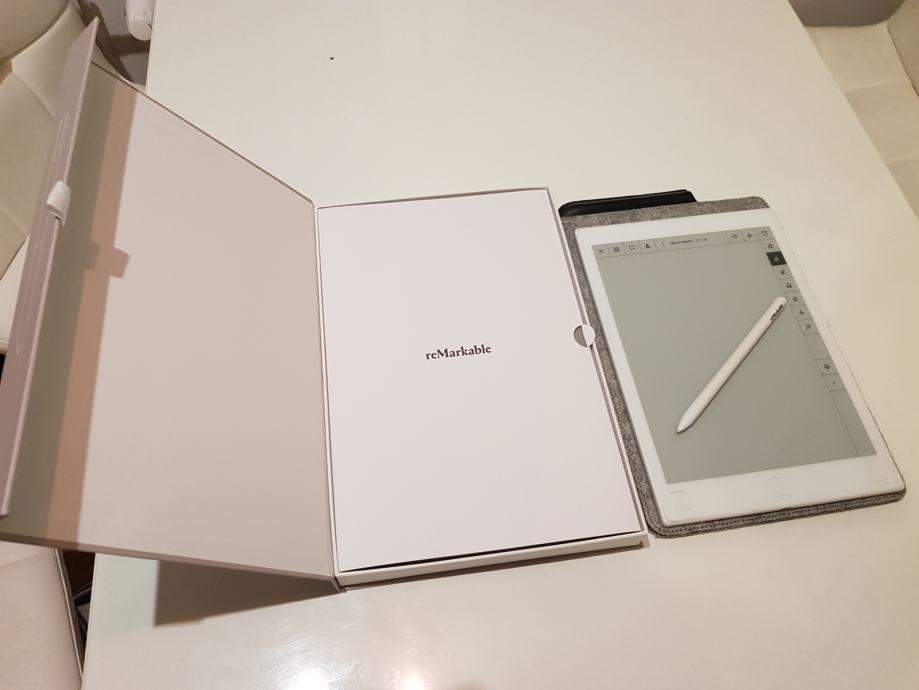 reMarkable paper tablet - eReader s olovkom