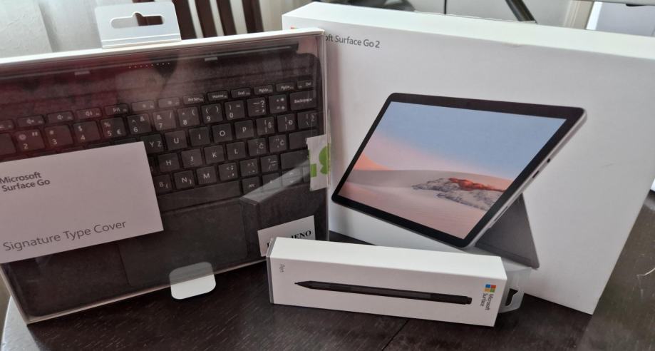 Microsoft Surface Go 2, 10,5 4 GB RAM 64 GB storage