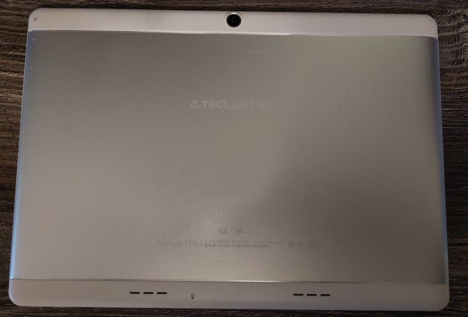 Tablet Teclast T-Pad 98, ekran 10,1 inča, 2/32 GB, bijeli, kao novi