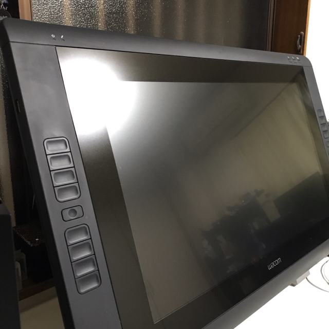 Wacom Cintiq 22HD 22 Professional Interactive Pen Display Full Hd
