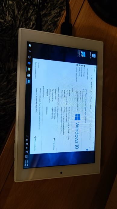 Windows 10 tablet Ainol iNovo 8 white - prodajem ili mijenjam