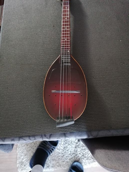 Prodajem bisernicu e štim