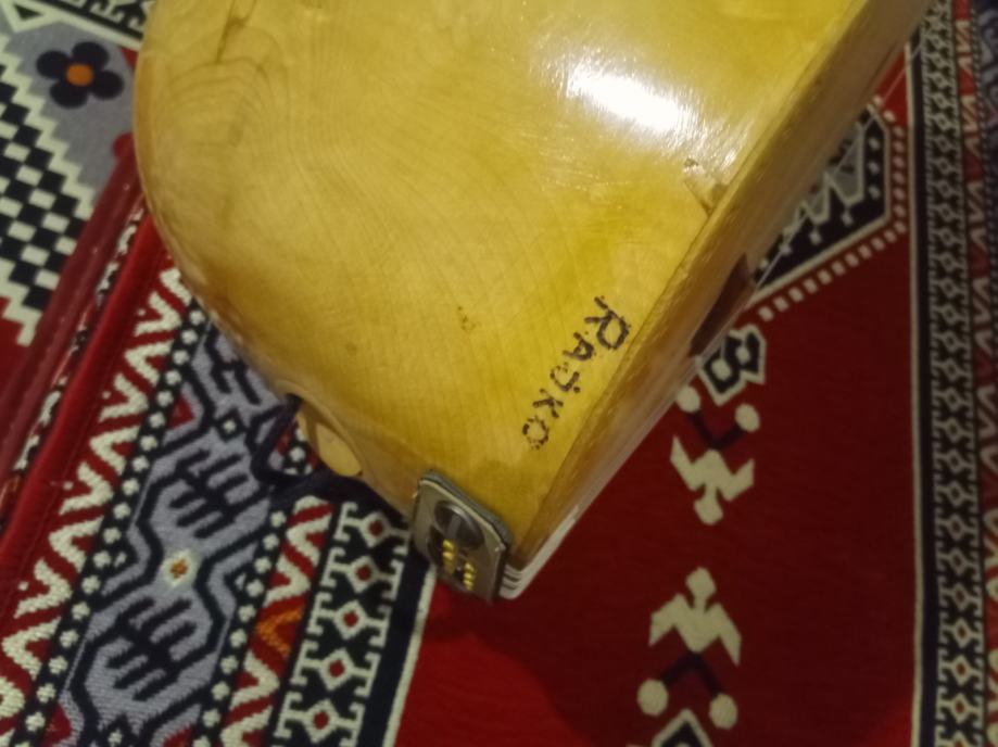 SAZ Bosanski instrument