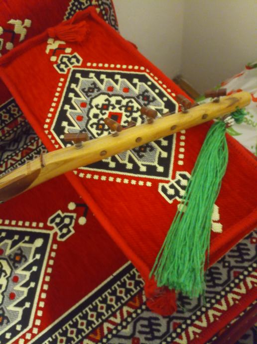 SAZ Bosanski instrument