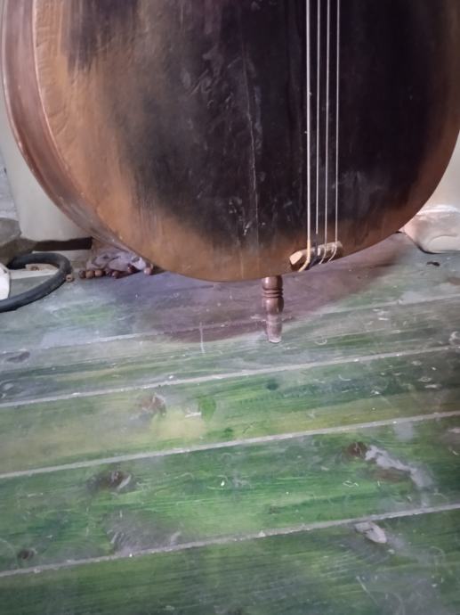 Tamburaški bas berda 1200 kn