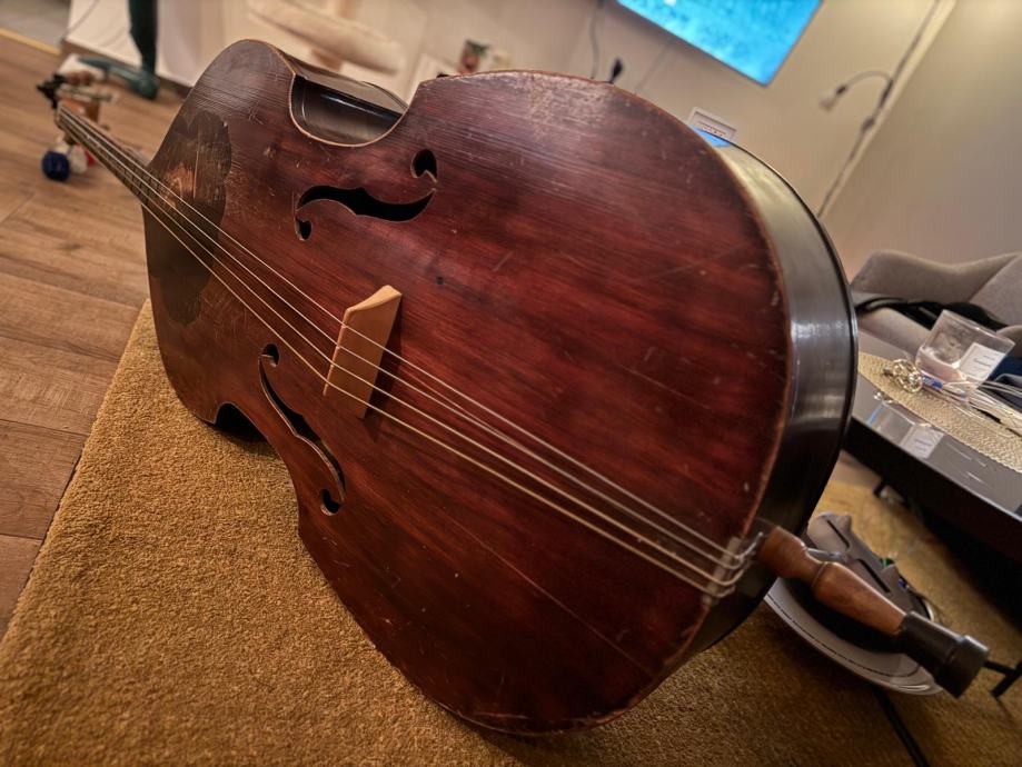 Tamburaški bas berda