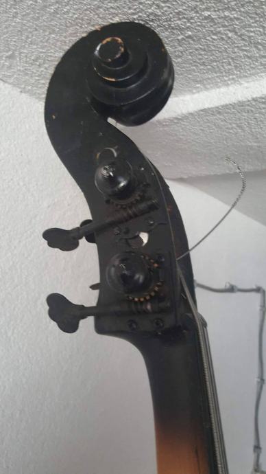 Vrhunski Tamburaški Bas/Berda, usviran