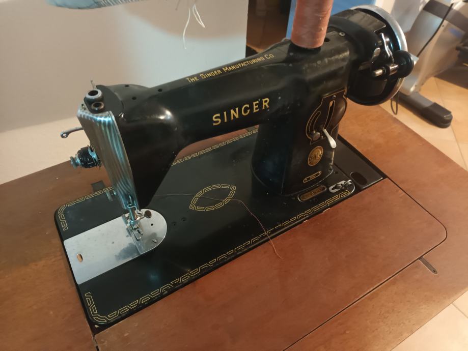 SINGER 15 M šivača mašina