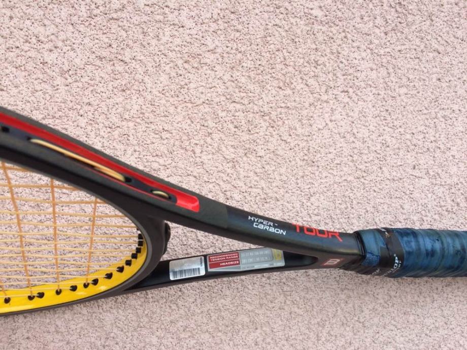 Prodajem teniski reket wilson pro tour