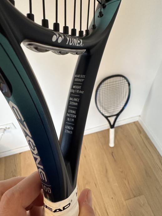 Yonex E zone 100