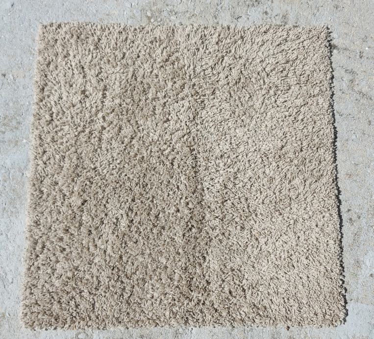 NOV Ikea tepih, 80x80 cm, bež, visoki flor; ZG (Jarun)