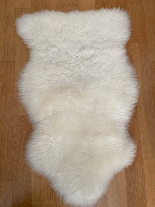 Tepih ovčja vuna-ikea 2 komada